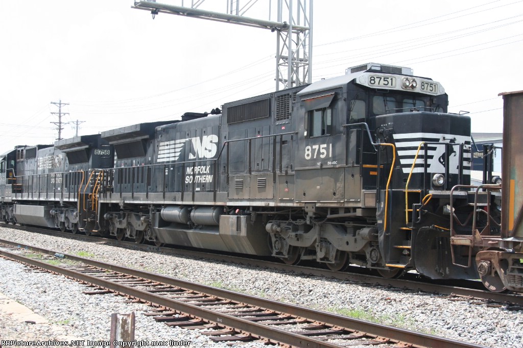 NS 8751